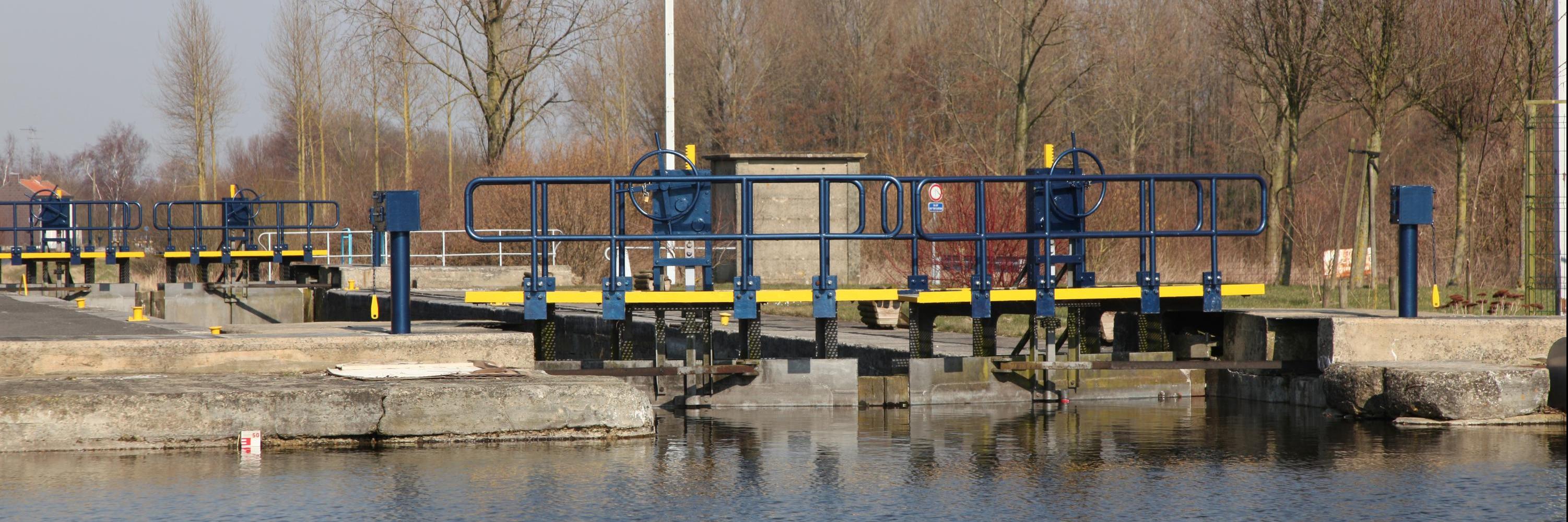 Brug Belœil | Binnenvaart in Beeld